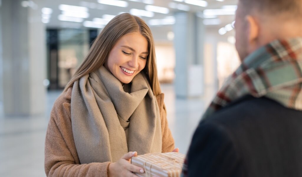 Gerçek Aşk Nedir Nasıl Hissedilir? Platonik ve Gerçek Aşkın Tanımı - Muhiku